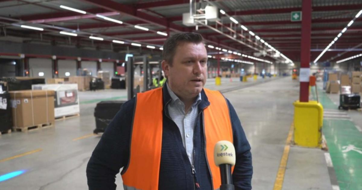 Onlinemagazine Logistiek | Flying Forklifts in de hub van FedEx
